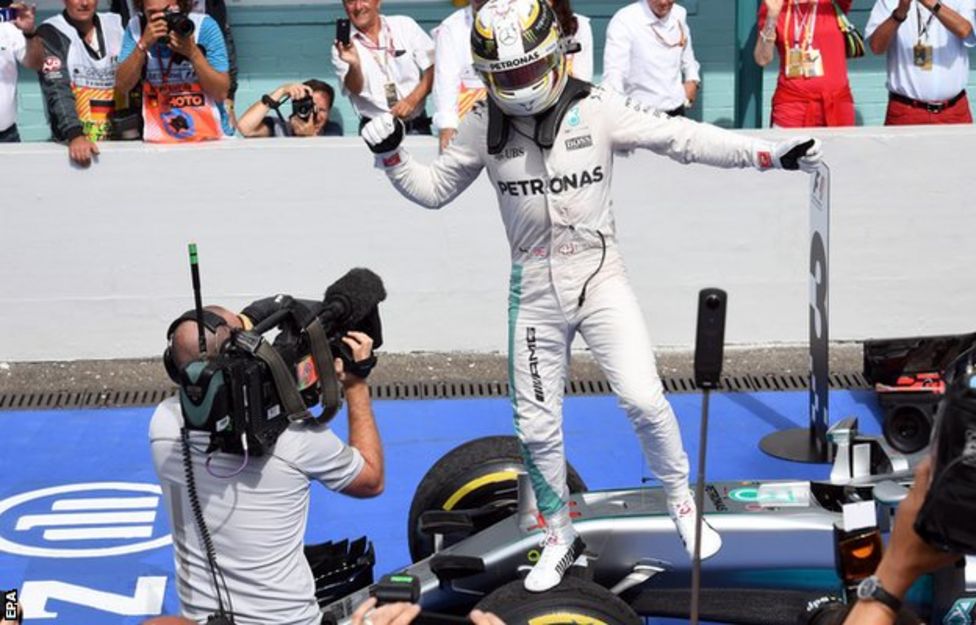 Lewis Hamilton takes fourth win in a row - BBC Sport
