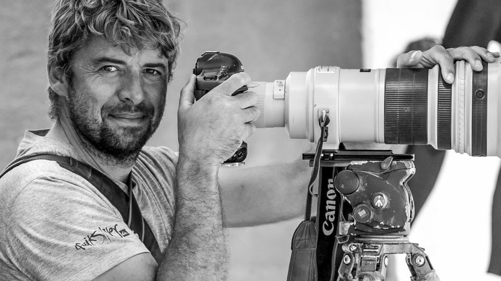 Coronavirus: Surf photographer on 'stark' lifestyle change - BBC News