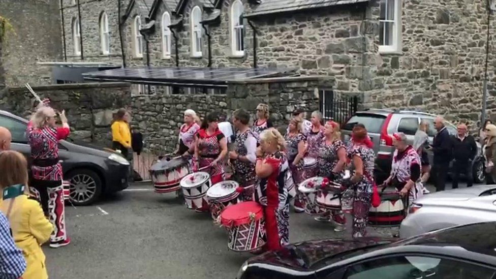 Is this Scotland's steepest street? - BBC News