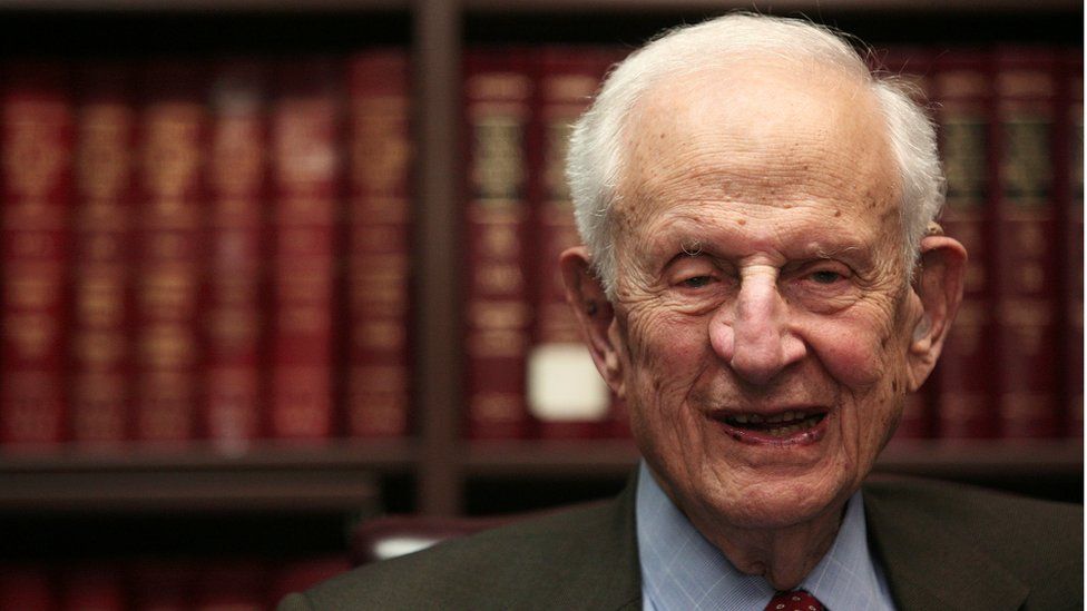 Robert Morgenthau: New York prosecutor who battled the mafia - BBC News