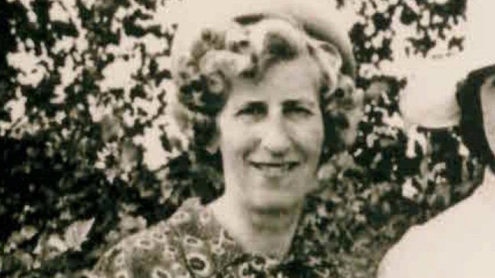 Elsie Freeman: 1998 murder has 'hallmarks of a burglary gone wrong ...