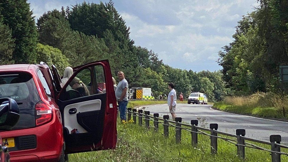 Motorcyclist dies in A82 crash in West Dunbartonshire - BBC News