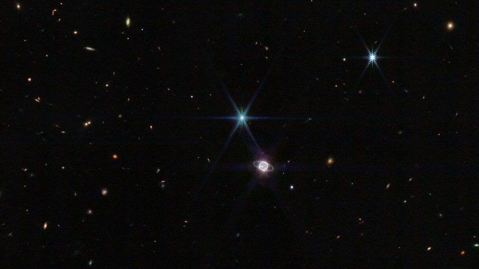James Webb Telescope: Check out the clearest pic of Neptune in decades ...