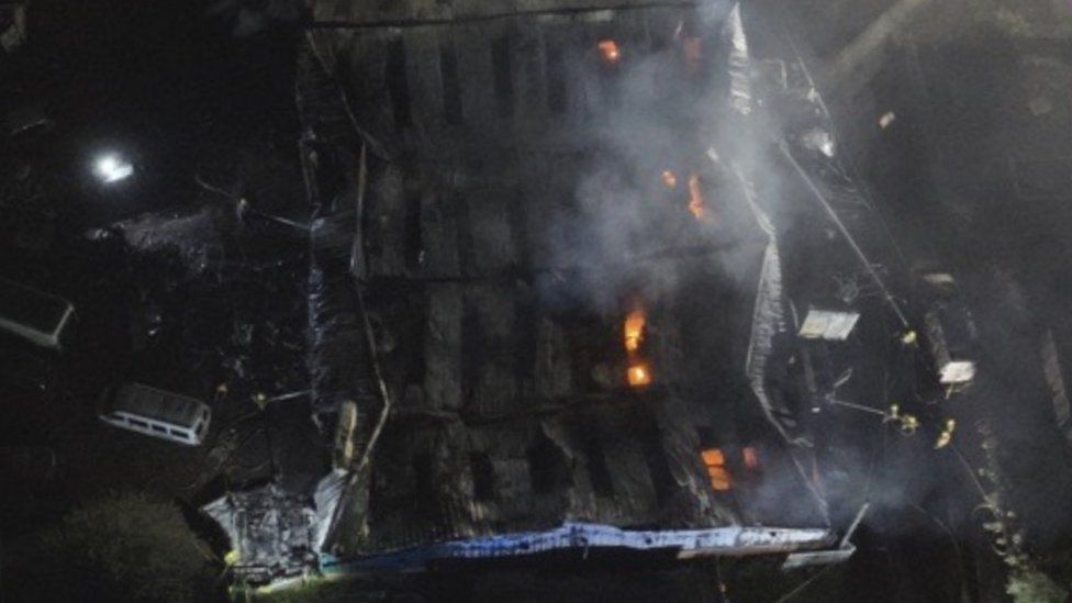 Wolverhampton commercial unit collapses after fire - BBC News