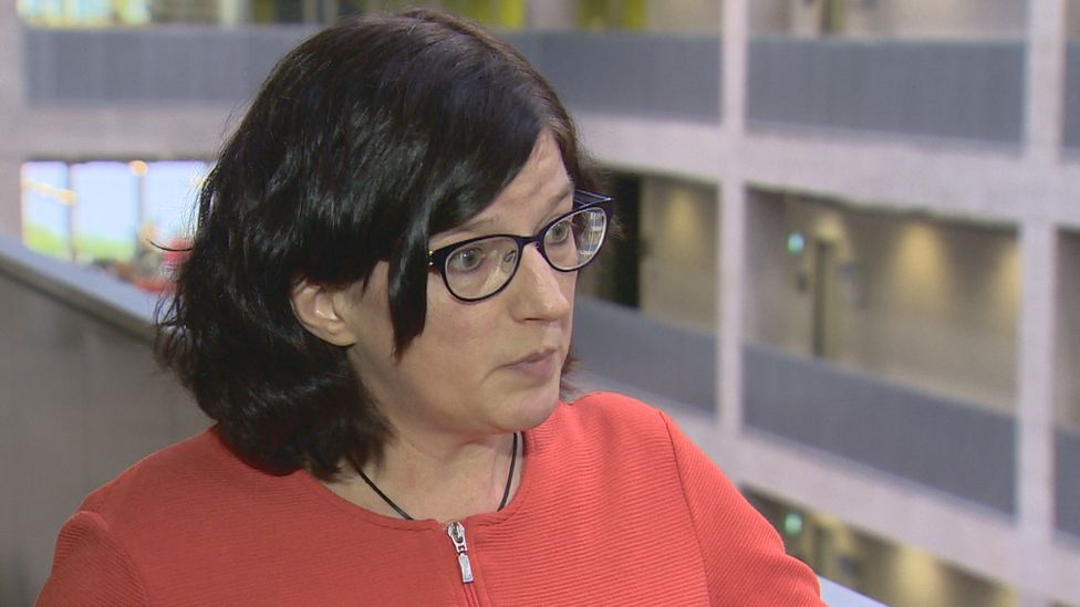 Learning disabilities 'transformation' call - BBC News