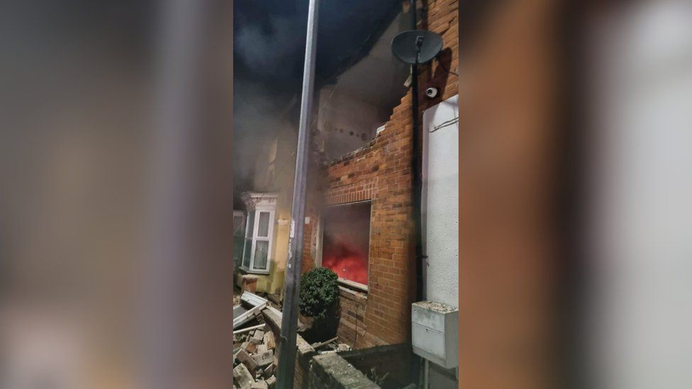 Goole gas explosion: Man arrested after house destroyed in blast - BBC News