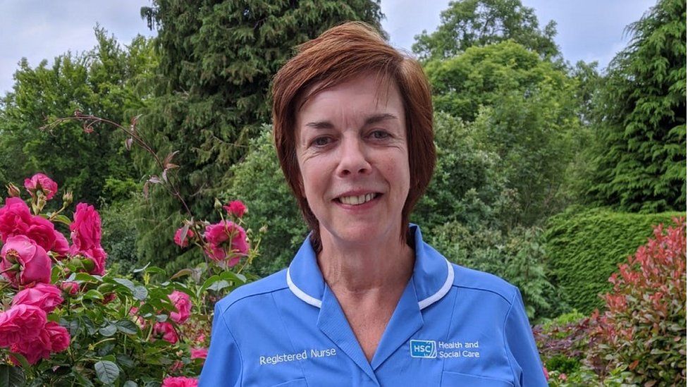 Coronavirus: NHS retirees on the frontline - BBC News