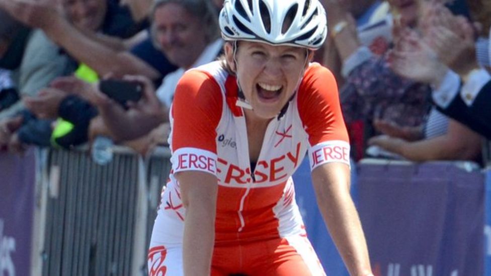 Island Games 2015: Kim Ashton wins gold after Criterium appeal - BBC Sport