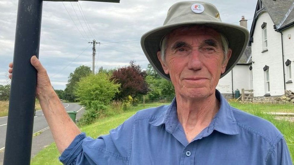 Llwybrau cerdded Cymru mewn cyflwr 'arswydus' - BBC Cymru Fyw