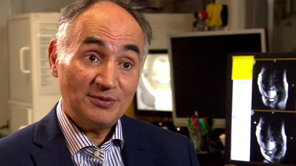 Detailed images of baby heart inside the womb - BBC News