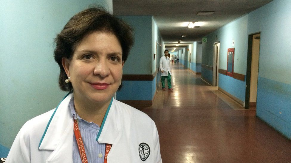 Left in the dark as Venezuela's crisis deepens - BBC News