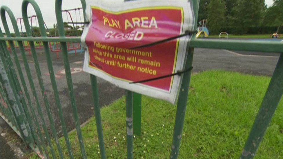 Coronavirus: Reopening of playgrounds 'a postcode lottery' - BBC News