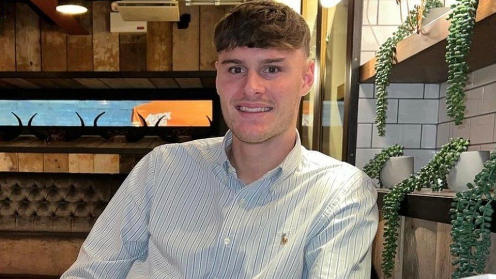 Blackburn industrial accident: Tributes paid after man's death - BBC News