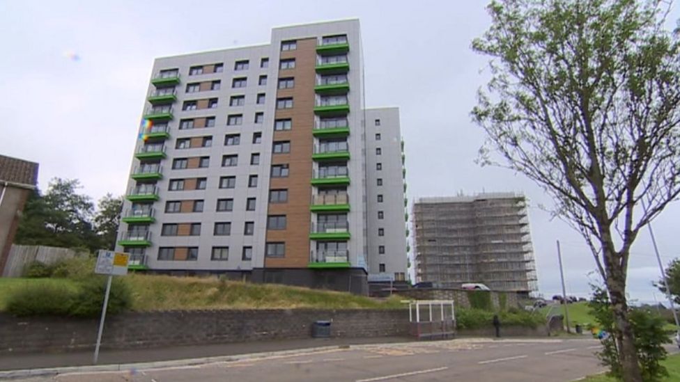 Rhyl High School to close over cladding concerns - BBC News
