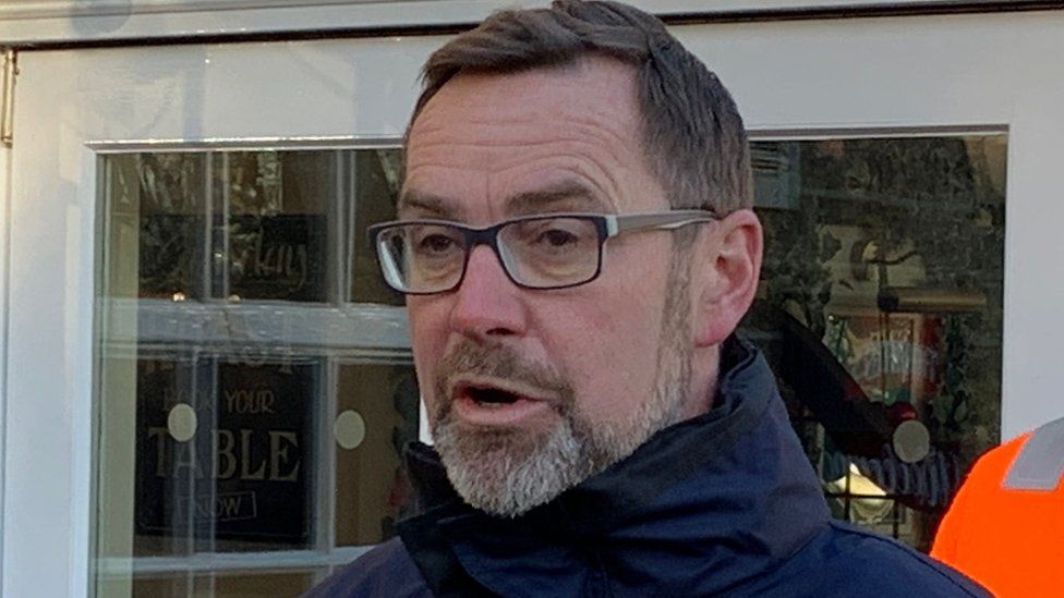 Stannington: Cause of flooded gas supply still unknown - BBC News