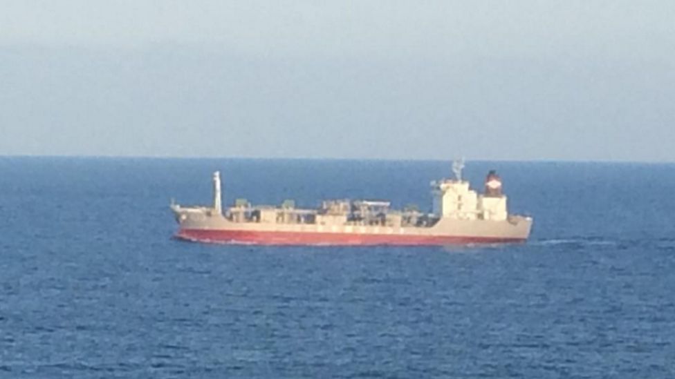 How Hanjin's collapse left a British artist stranded at sea - BBC News