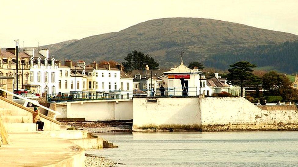 NI weekly papers: Baths and a Stockdale snap - BBC News