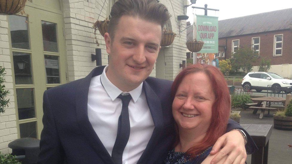 Steven Fairbairn: Ashes of man killed in US rally crash brought home ...