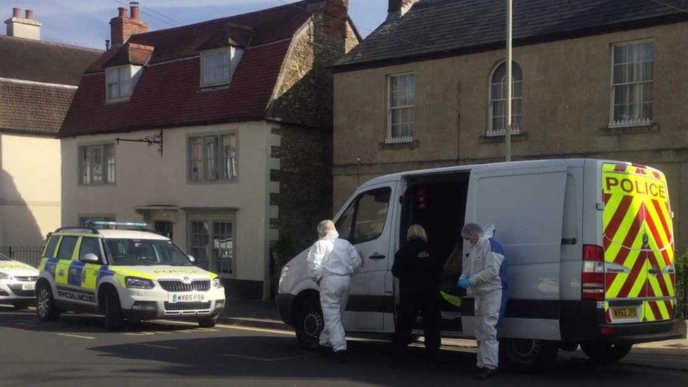 Murder arrest after fatal Chippenham attack - BBC News