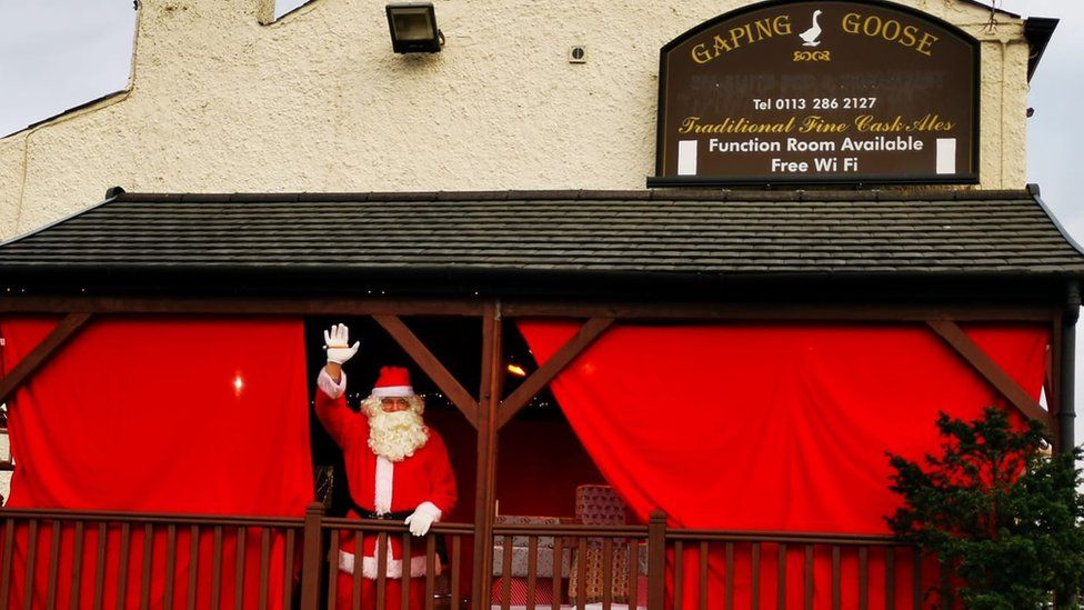 Drive-through grotto opens at Garforth pub - BBC News