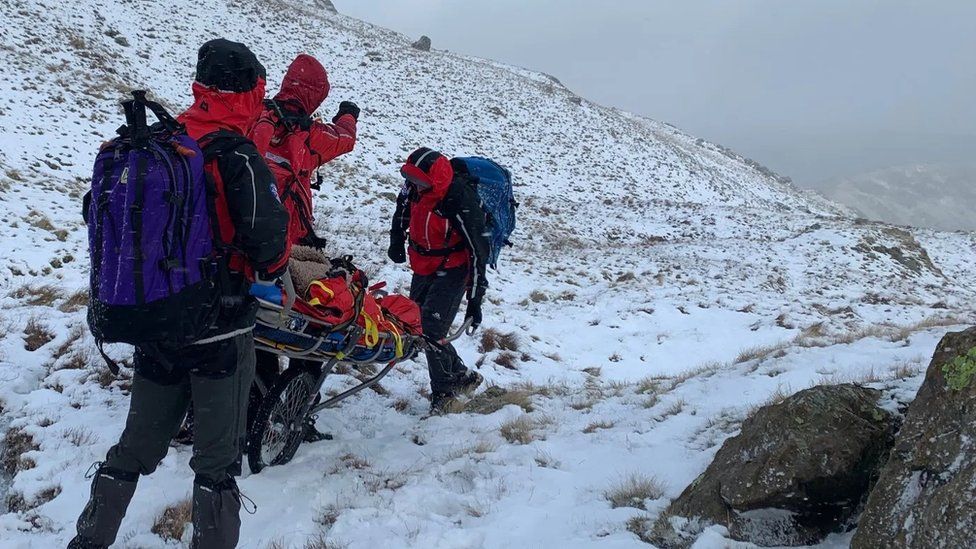 Lake District mountain rescue call-outs rise by 70% - BBC News