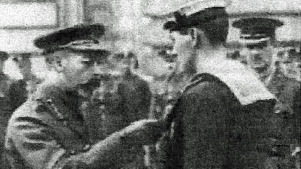 Anglesey town's only Victoria Cross holder is honoured - BBC News