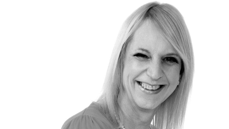 PIP breast implant scandal: Victims visited by bailiffs - BBC News