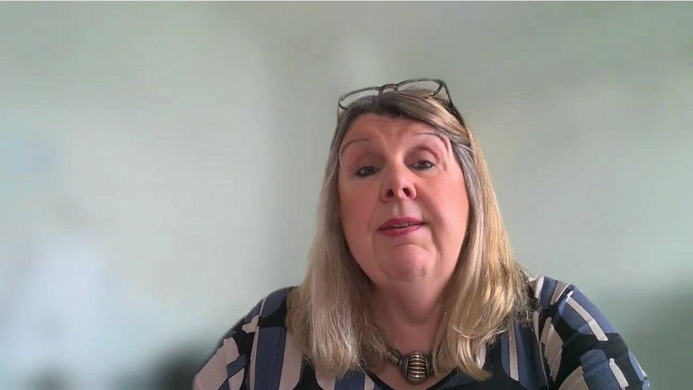 NHS: Ex-health board member wants vascular unit to shut - BBC News