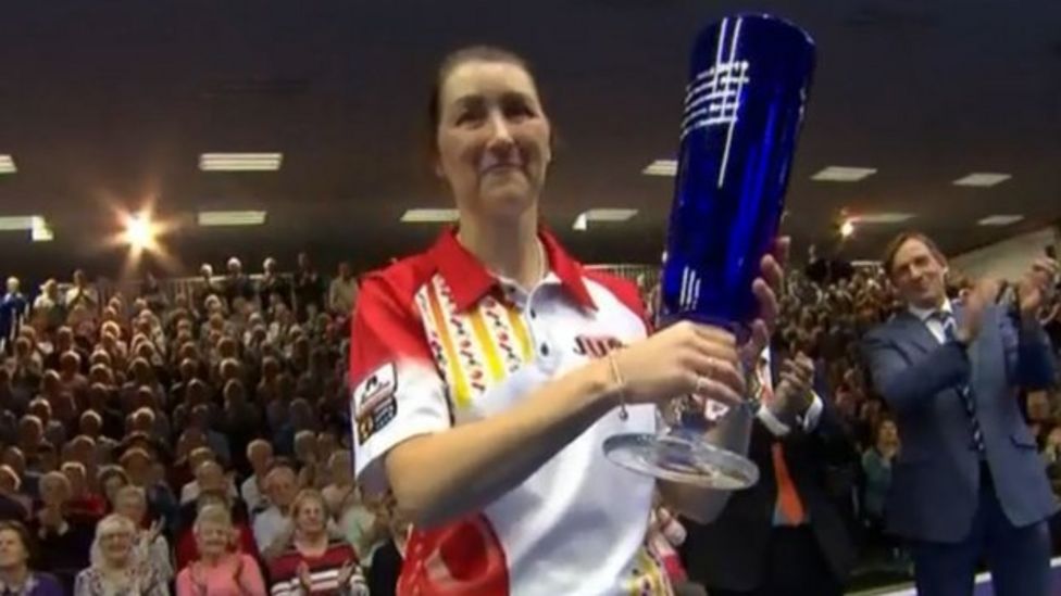 World Indoor Bowls: Julie Forrest wins first ladies' singles title ...