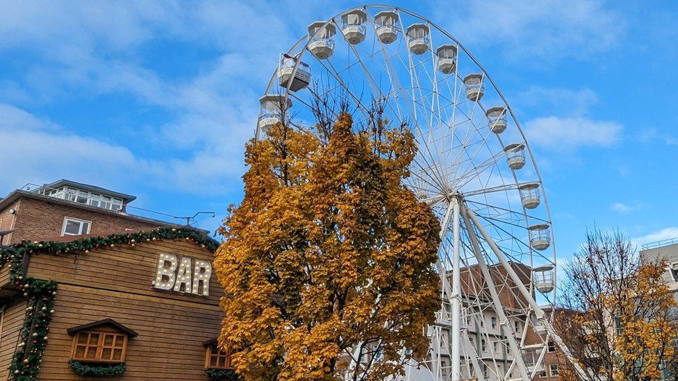 Coventry's big wheel cheaper than festive ice rink - council - BBC News