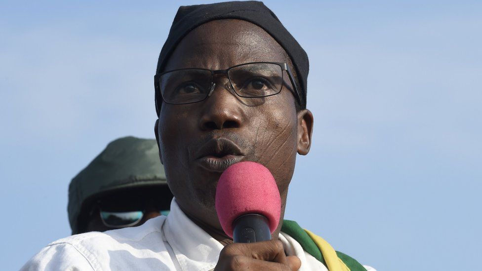 Togo protests: Why are people marching against Faure Gnassingbé? - BBC News