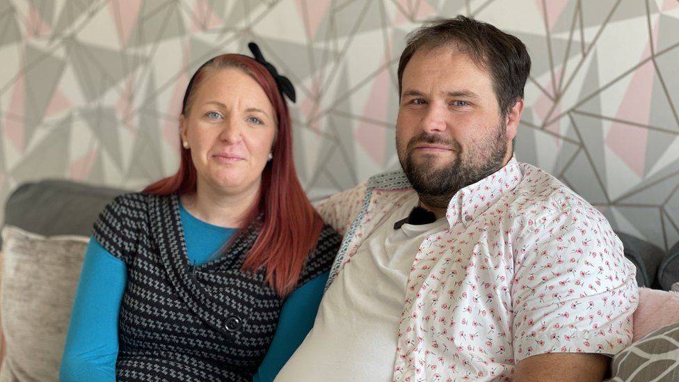 Weston-super-Mare couple raffling home for £3 'failed by technology ...
