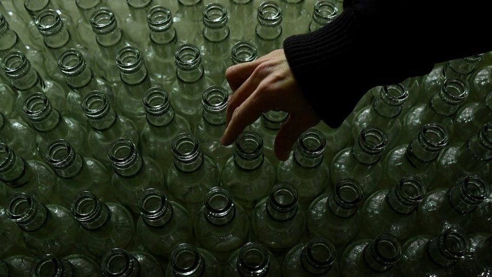 Fake booze and the festive spirit - BBC News
