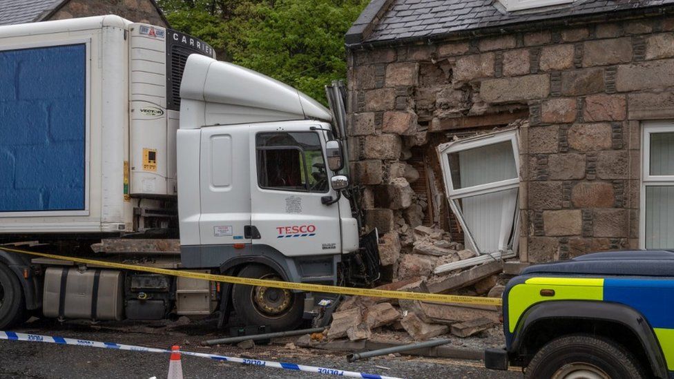 Tesco Lorry Crashes Into House In Rothes Bbc News