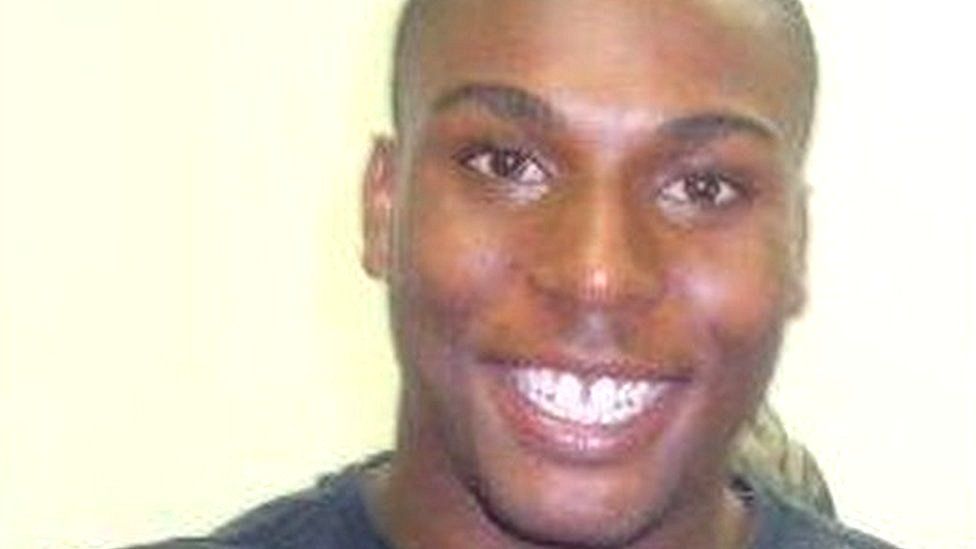 Gavin Brown: Family want reinvestigation of 'chokehold' death - BBC News