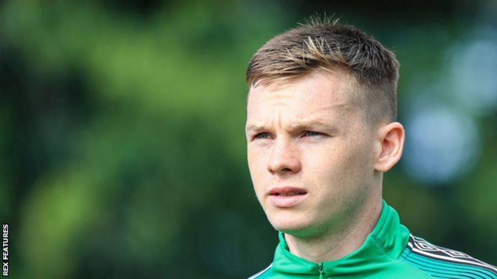 Andy Lyons: Blackpool sign Shamrock Rovers full-back on three-and-a ...
