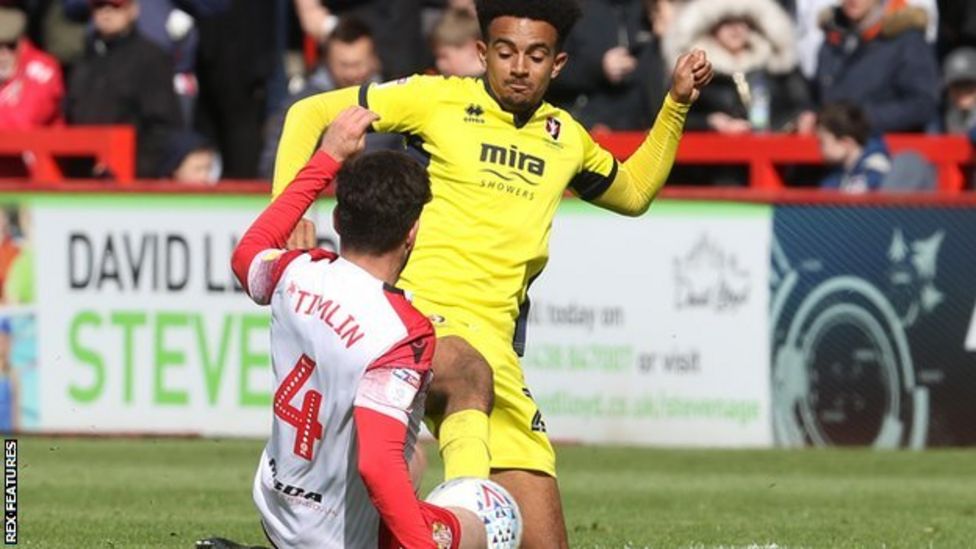 Michael Timlin: Stevenage re-sign experienced central midfielder - BBC ...