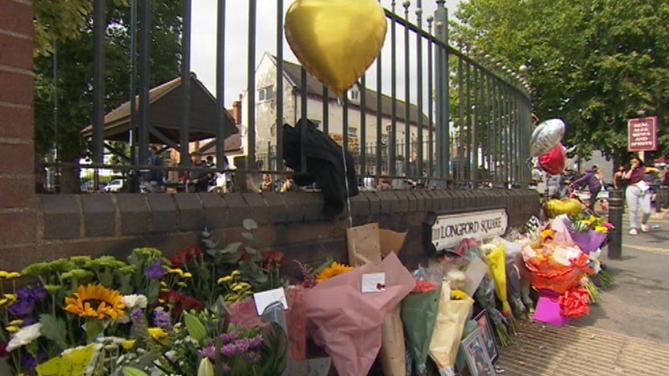 Luke Cleary ride-out: Police hurt when fireworks thrown - BBC News