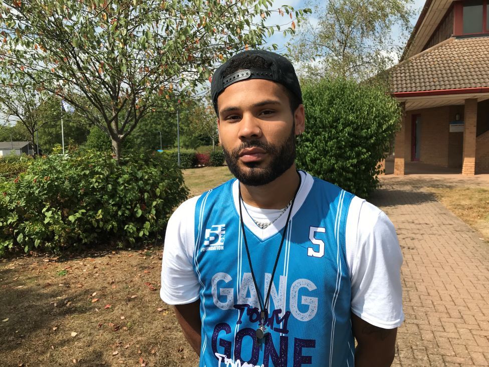 Milton Keynes plans month of action against violent crime - BBC News