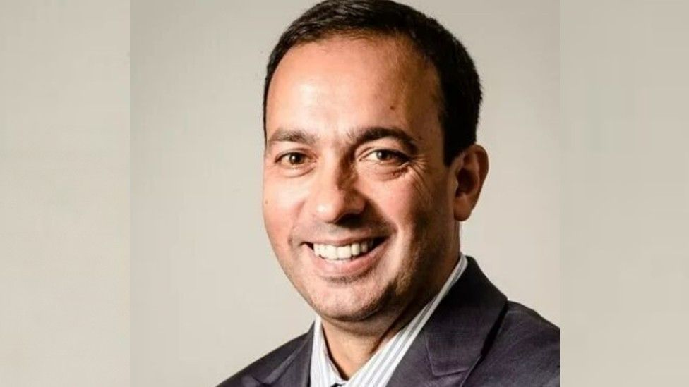 Weca boss leaves with £219,000 golden handshake - BBC News