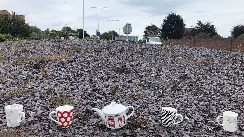 Teacup mystery of Norfolk 'Mad Hatter' roundabout - BBC News