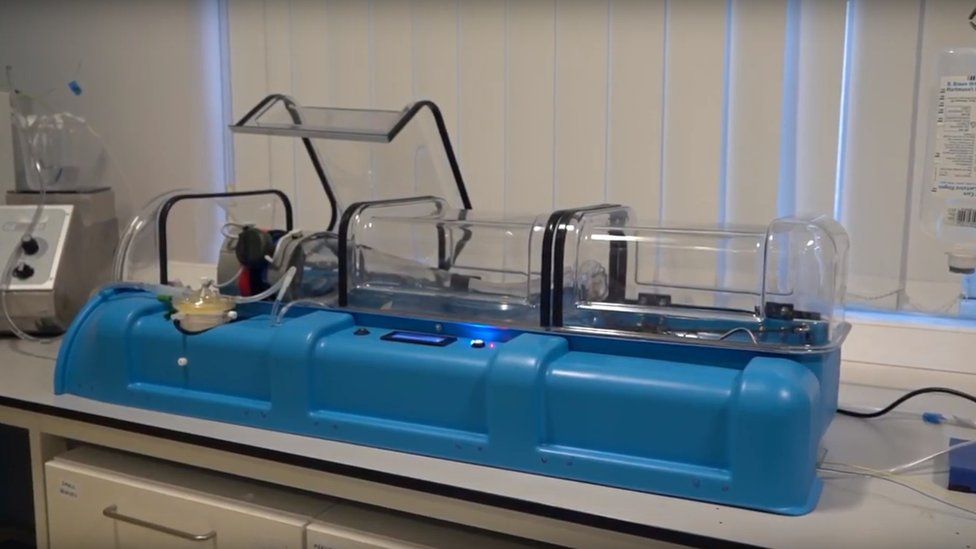 Battlefield kit 'may reduce amputations' - BBC News