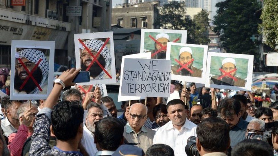 Pathankot attack: Pakistan raids Jaish-e-Mohammad schools - BBC News