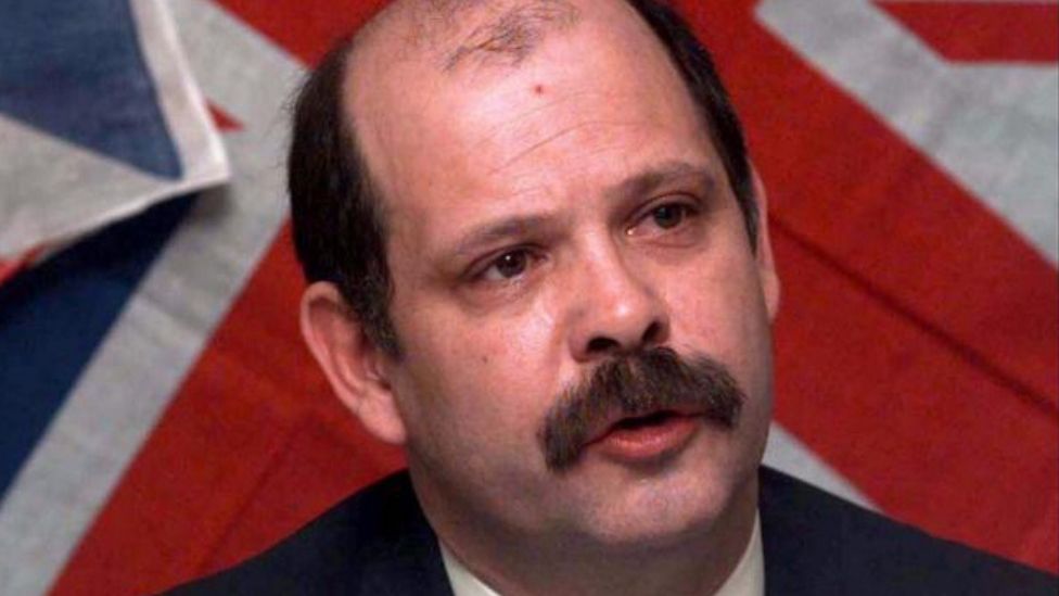 David Ervine: New play marks life of former unionist leader - BBC News