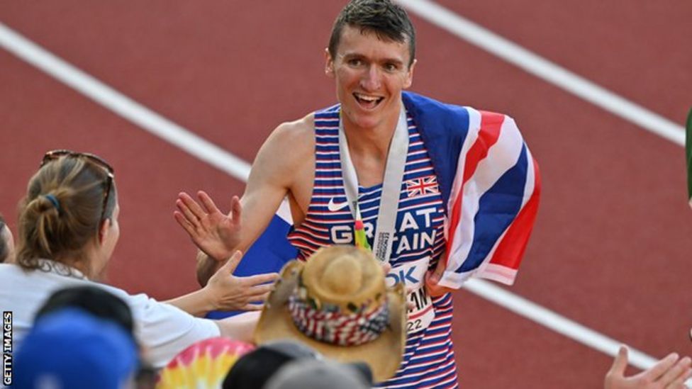 Jake Wightman on Olympic 'redemption' and world 1500m title - BBC Sport