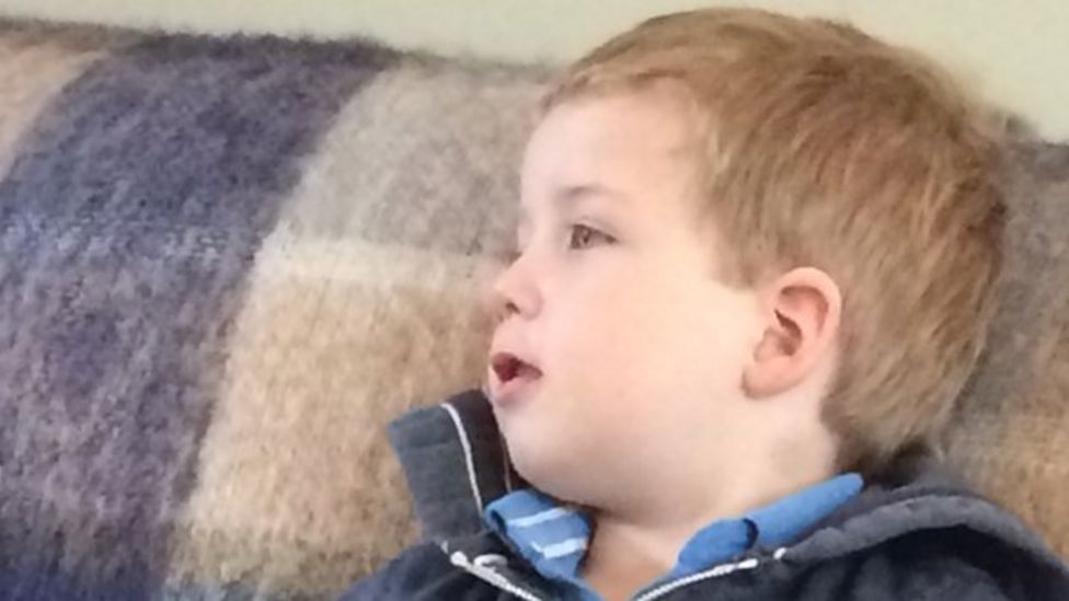 Oliver Scullion death: Family tribute after boy's fatal accident - BBC News