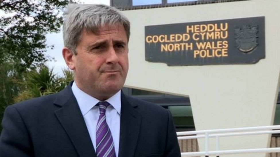 Ex-slaughterman Keith Stokes cleared of historical sex abuse - BBC News