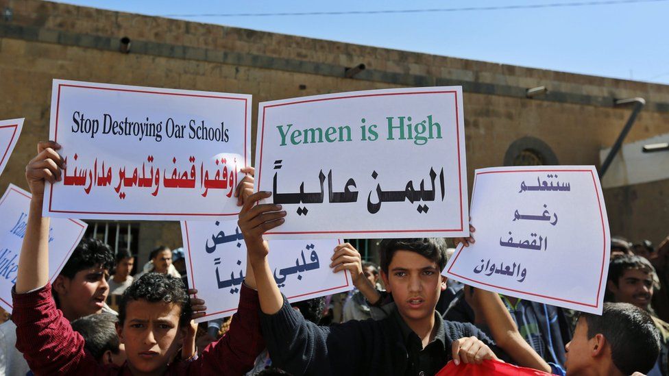 Yemen crisis: Saudi-led coalition 'targeting' schools - BBC News