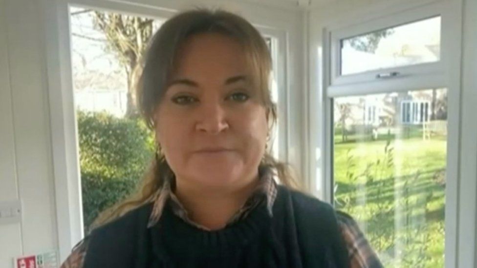 Hospital patient discharges putting strain on Devon's care sector - BBC News