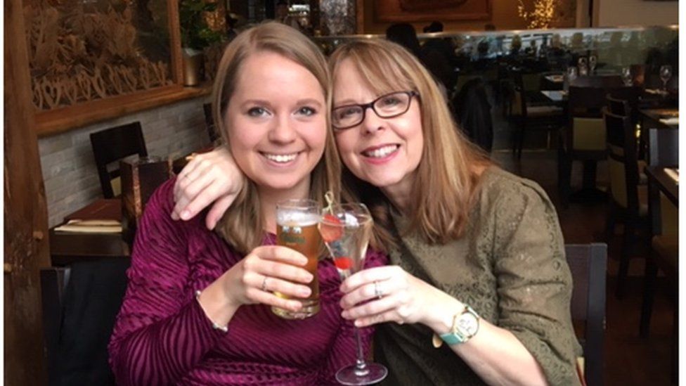 Poppy Devey Waterhouse: Father's Alps cycle in daughter's memory - BBC News